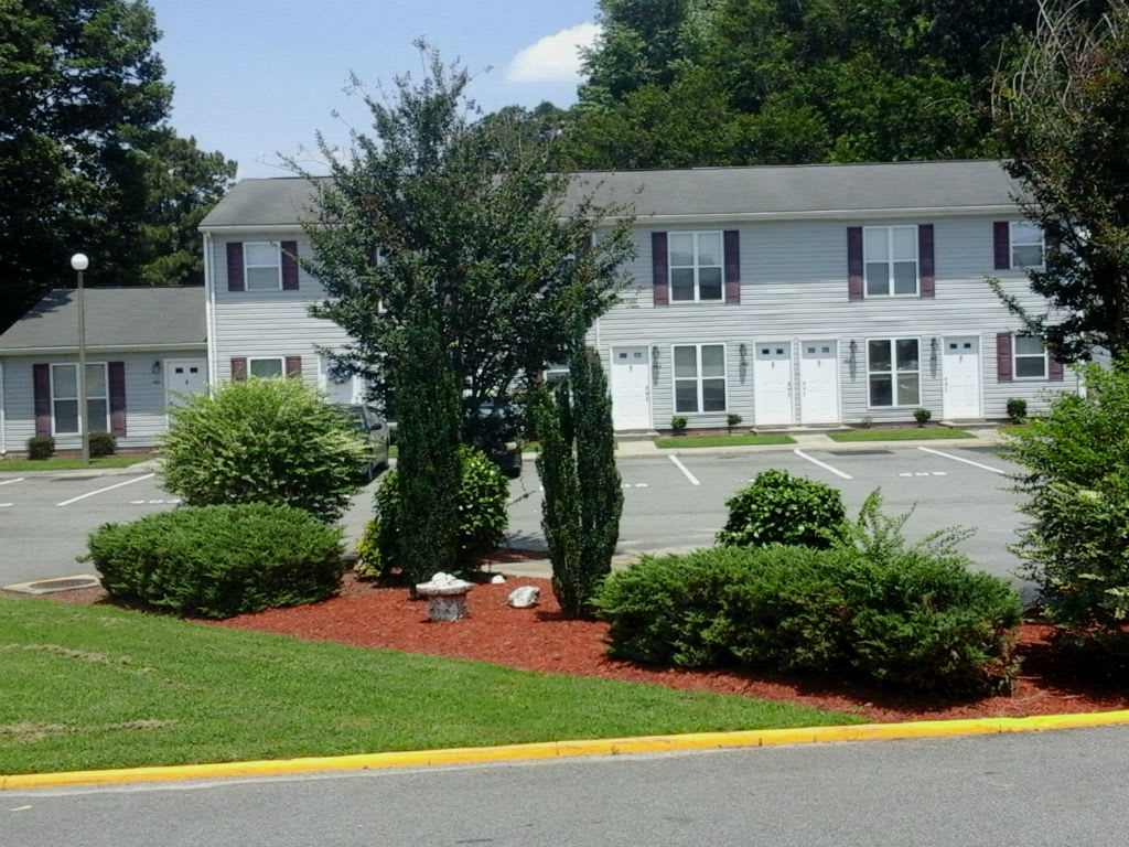 Property details for Brookside Square from TM Associates