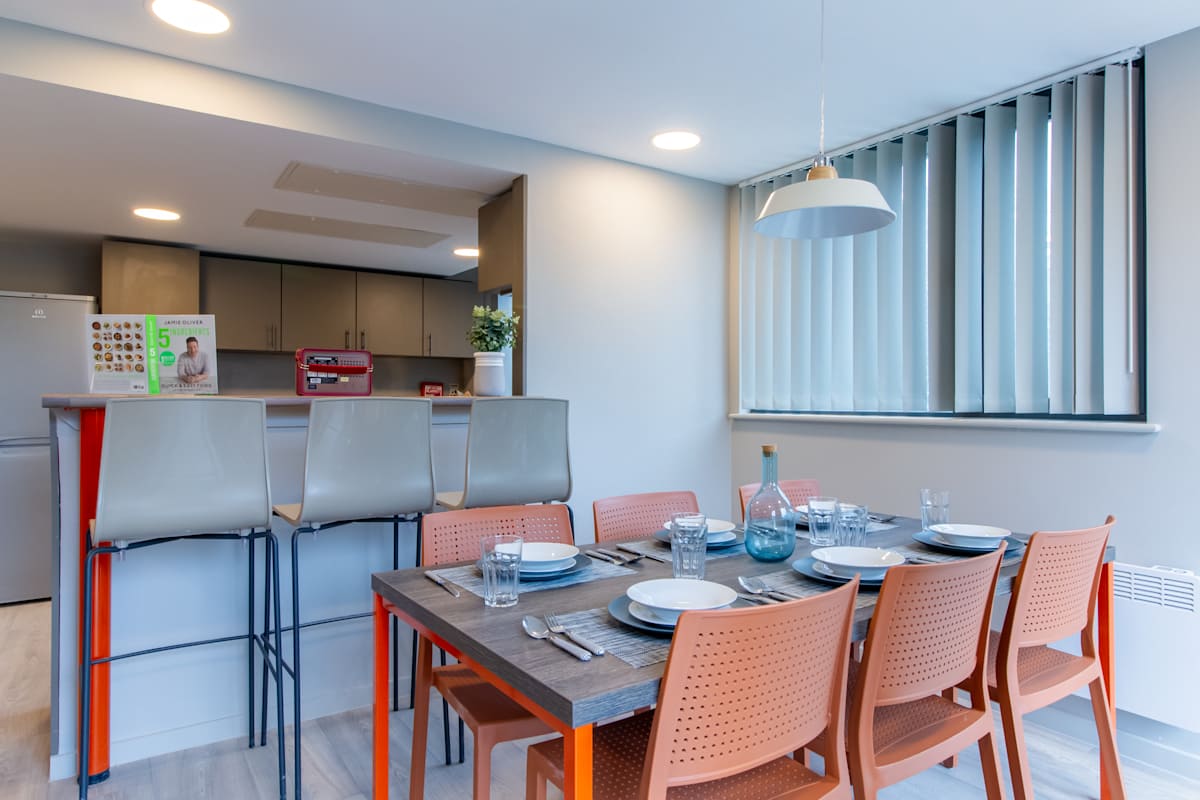 Available Rooms to Rent in Liverpool at Calico