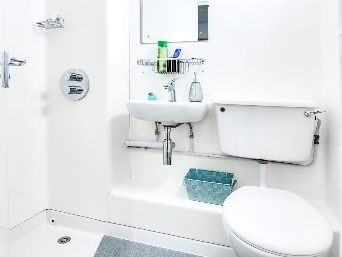 New Orient House | Room Details