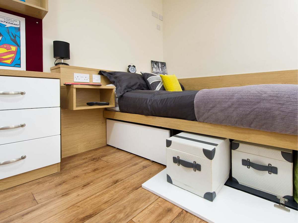Rooms | Student Accommodation Quebec House
