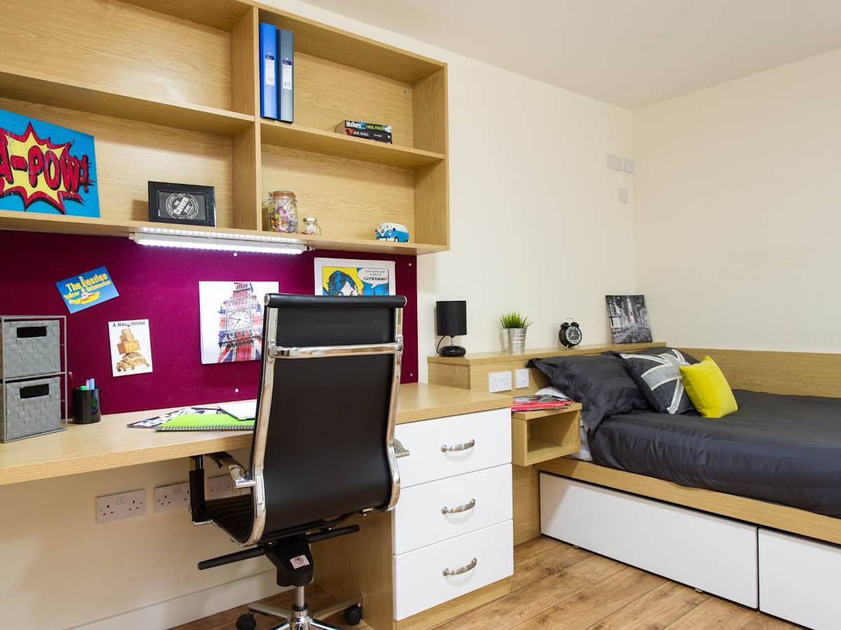 Rooms | Student Accommodation Quebec House