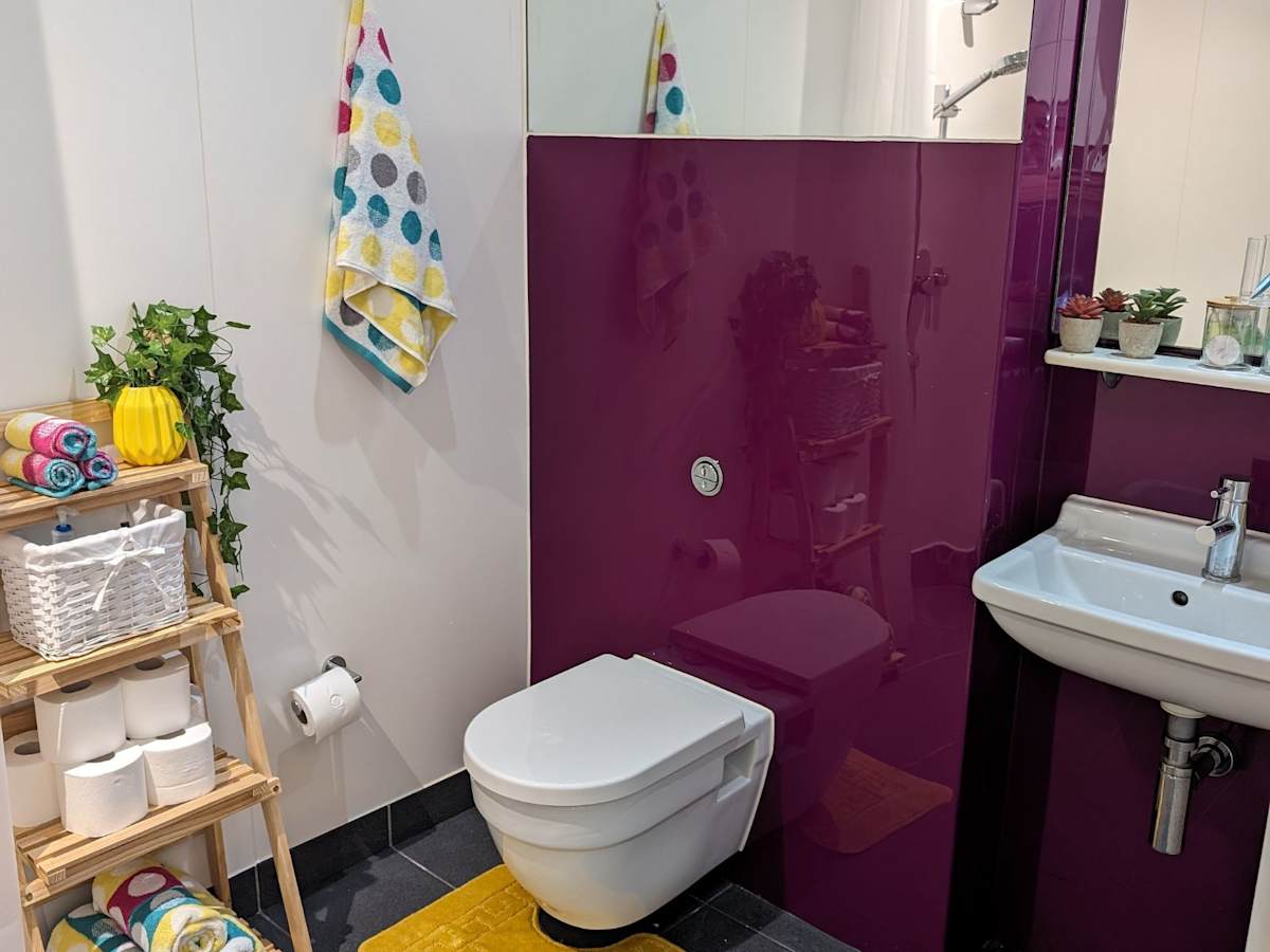 Available Rooms to Rent in London at Spring Mews