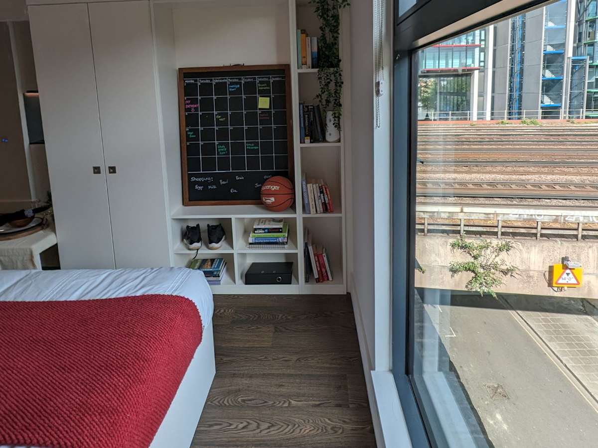 Available Rooms to Rent in London at Spring Mews