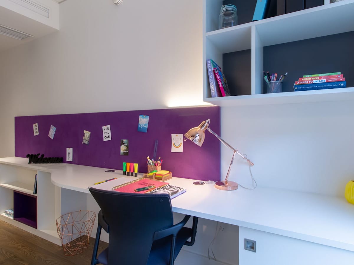 Available Rooms to Rent in London at Spring Mews