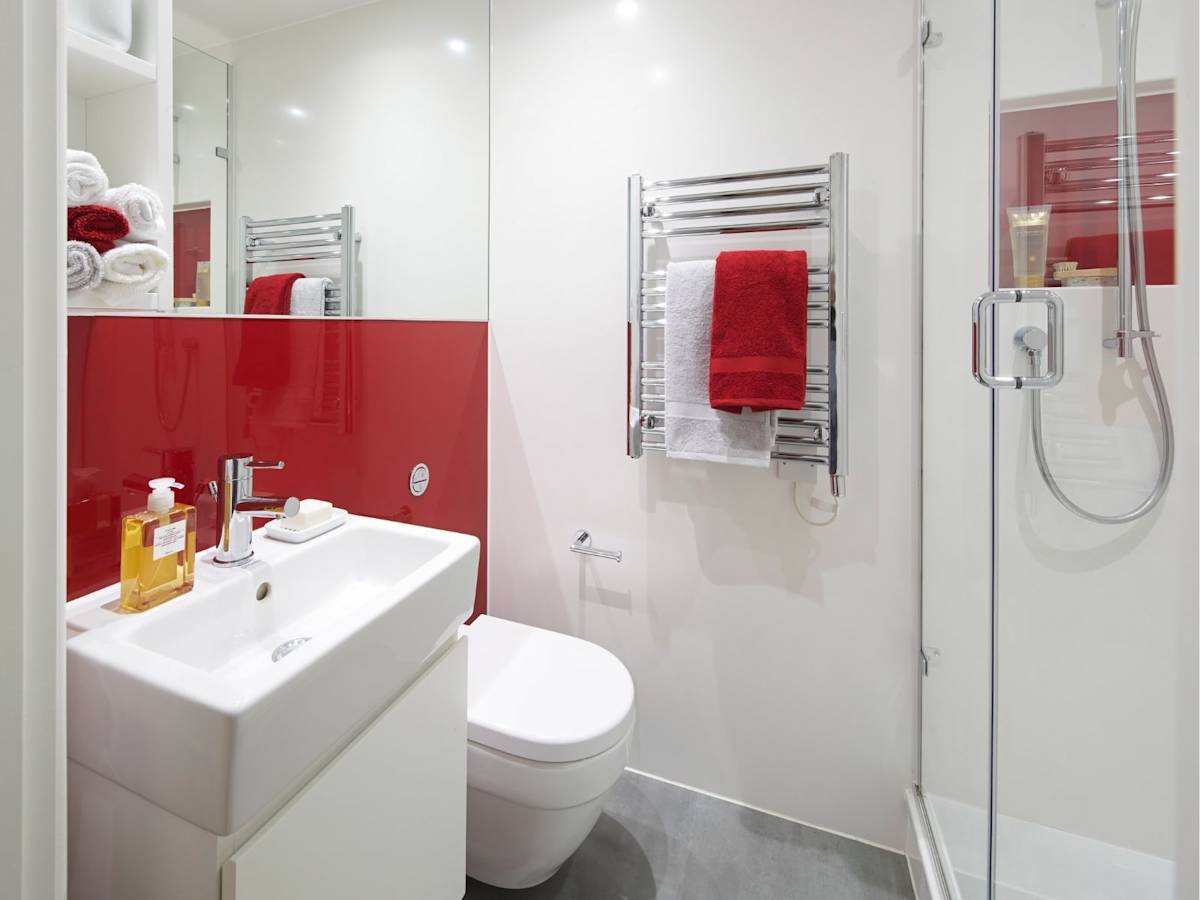 Available Rooms to Rent in London at Spring Mews