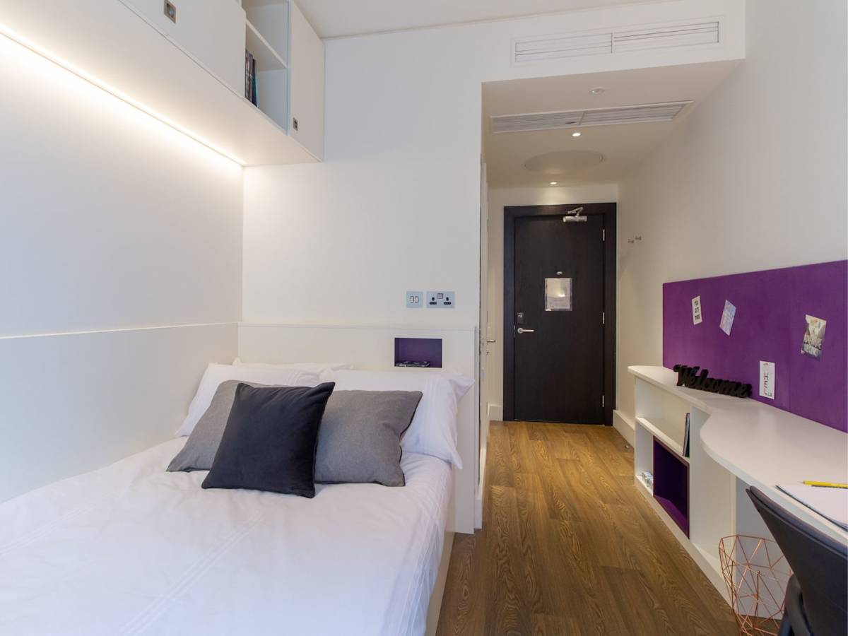 Available Rooms to Rent in London at Spring Mews