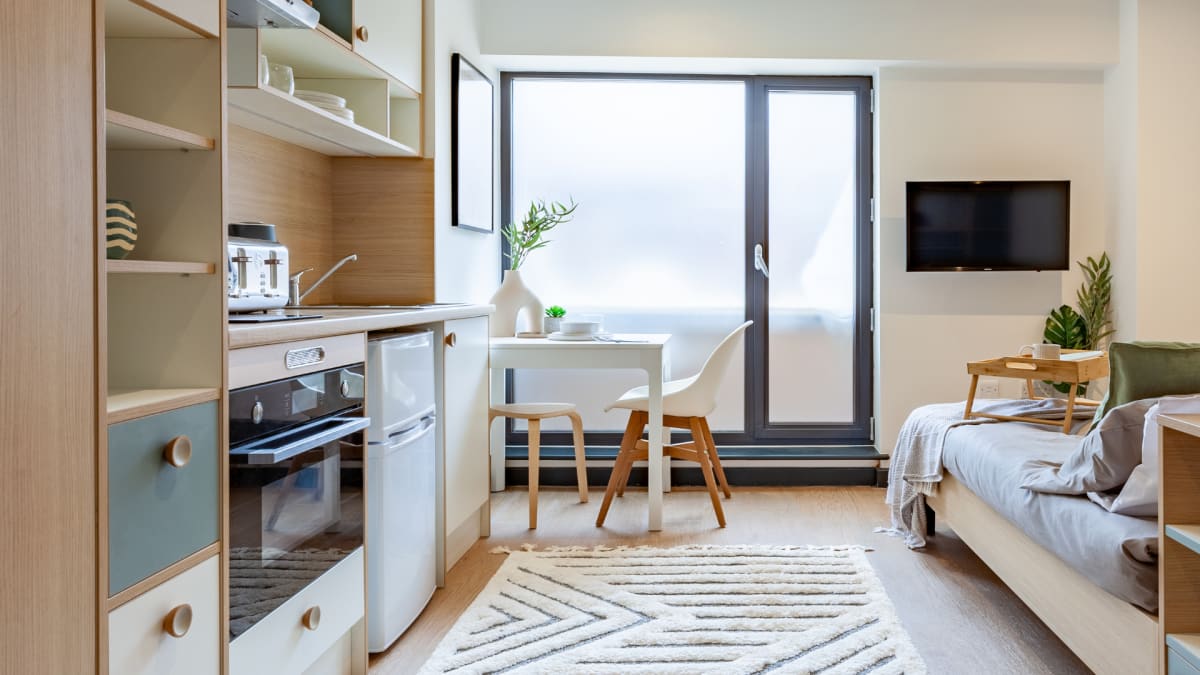 Photos and Video of The Gorge in Exeter | The Gorge