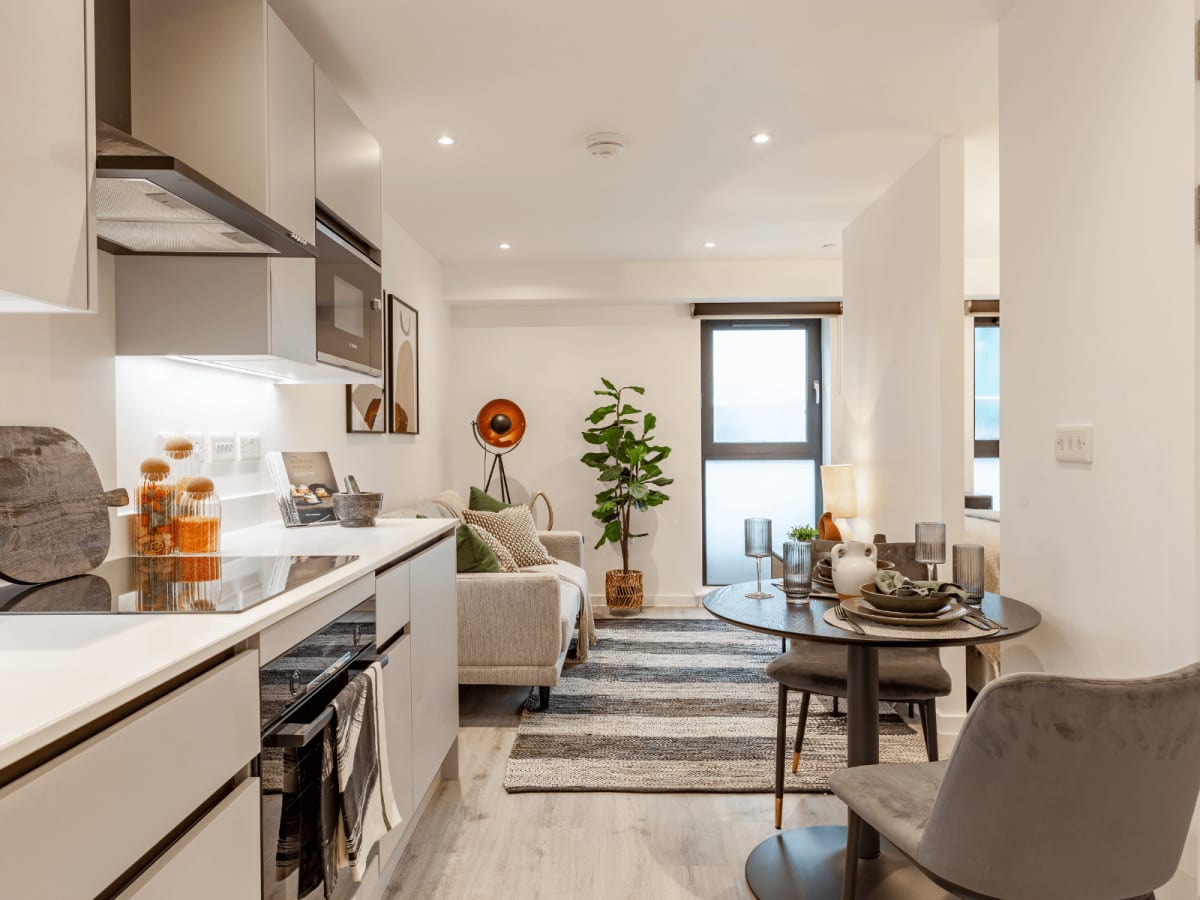 Photos and Video of Verse in Cardiff