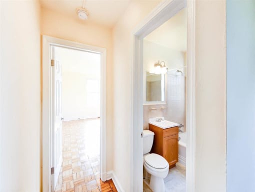 Photos and Video of Randle Circle in Washington, DC