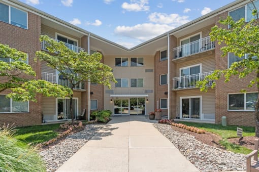 Photos and Video of Hickory Ridge Place in Columbia, MD