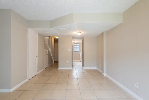 Photos and Video of Del Rio Apartment Homes in Tampa, FL