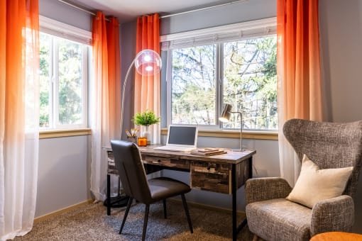 South Everett, WA Apartments | Manor Way | Photos