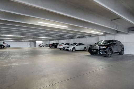 Photos and Video of Meridian at Grandview in Columbus, OH