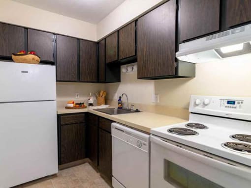 Photo Gallery | Hamilton Trace | Apartments in Okemos, MI