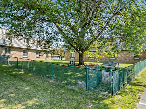 Photo Gallery | Hamilton Trace | Apartments in Okemos, MI