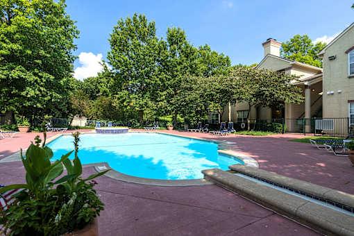 Photos and Video of Enclave At Town Center in Overland Park, KS