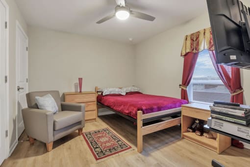 Photos and Video of McKinley Manor in Columbus , OH