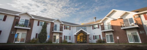 Apartments for Rent in Baxter, MN | Clearwater Estates II