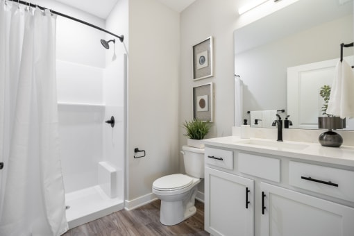 Photos and Video of Thompson Square Apartments in Jeffersonville, IN