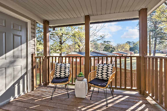 Pet Friendly Apartments Wake Forest, NC | West Oak Apartments