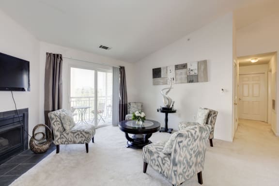 Springfield Crossing | B2 | Available Units