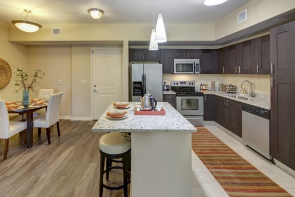 Luxury Apartments in Plantation, FL | One Plantation Apartments