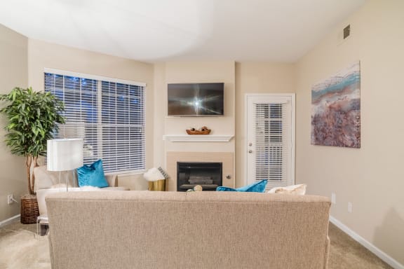 Luxury Apartments in Highlands Ranch | The Bluffs at Highlands Ranch