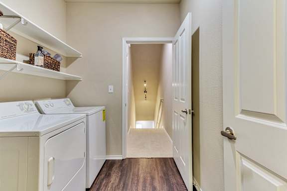 The Caruth Premier Townhome Apartments | Apartments in Dallas, TX ...