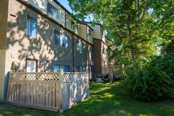 Varsity Estates Village | Apartments in Calgary, AB