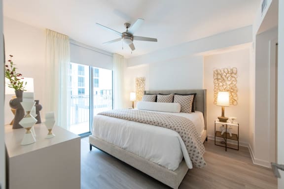 Platform 3750 | Apartment and Community Amenities