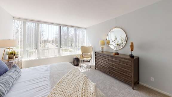 Floor Plans of Lake Meadows Apartments in Chicago, IL