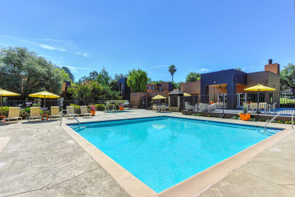 Fair Oaks, CA Apartments | Fountains of Fair Oaks