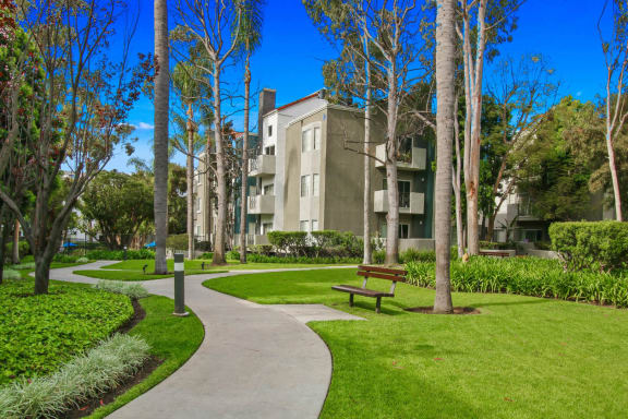 Luxury Apartments in Westchester, CA | Playa Summit | Amenities