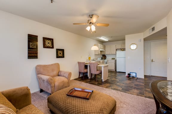 Discovery Point Retirement Community | Apartment and Community Amenities