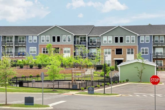 Luxury Apartments in Nashville, TN | Whetstone Flats