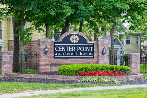Apartments Northwest Indianapolis | Center Point Apartments
