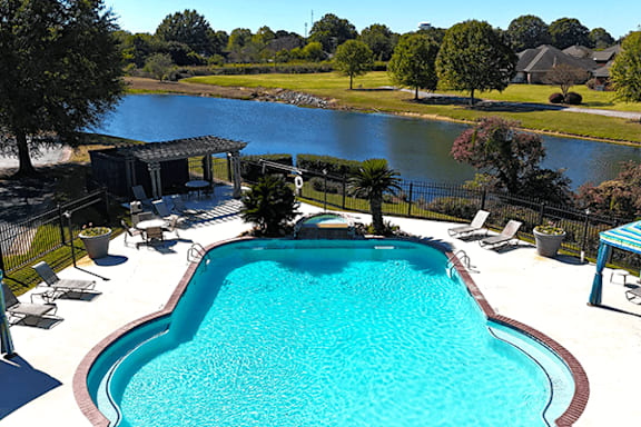 Barrington Place | Apartment and Community Amenities