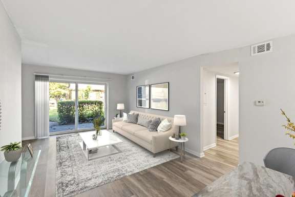 1, 2 & 3 Bedroom Apartments & Townhomes in Lexington, KY | Merrick Place