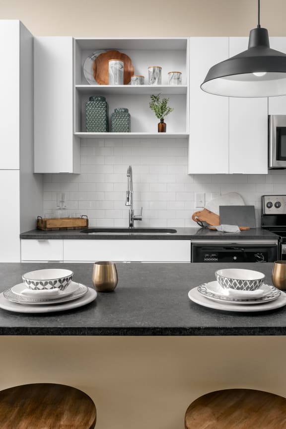 New Apartments in Louisville, KY | Livano Springdale | Amenities