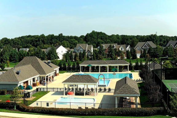 Enclave at Emerson | Apartment and Community Amenities