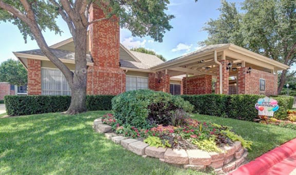 Photos and Video of Heather Ridge Apartments in Irving, TX