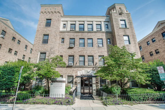 16th Street Rent Controlled Apartments DC | The Diplomat