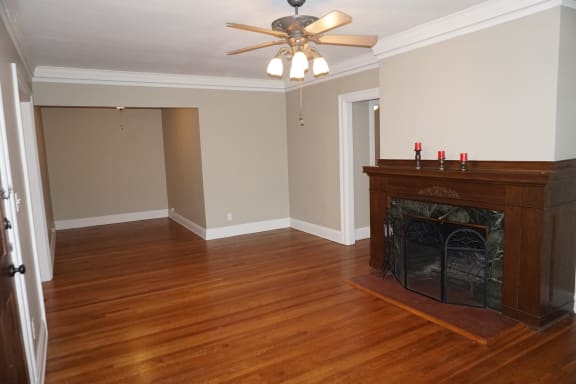 Photos and Video of St. Regis in Omaha, NE