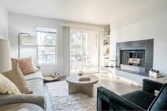 Luxury Apartments in Boise | Edgewater Apartments Boise