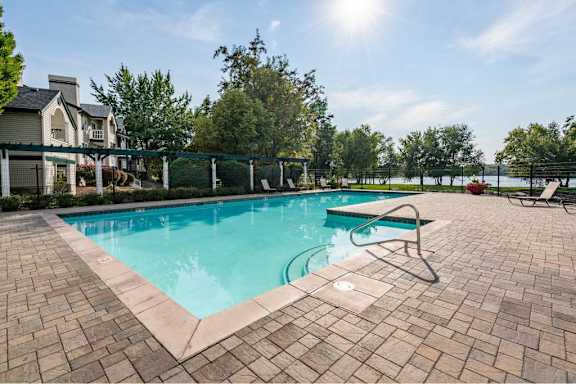 Luxury Apartments in Boise | Edgewater Apartments Boise