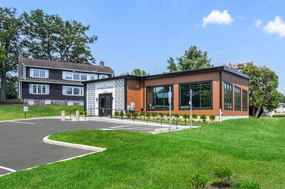Amenities and Features for Apartments in Rockville | Halpine View