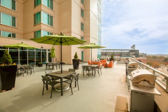 High Rise Apartments in Baltimore | The Zenith