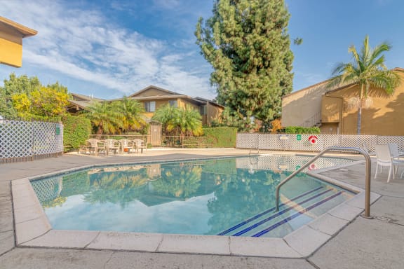 Serrano Apartments | 2 Bedroom | Available Units