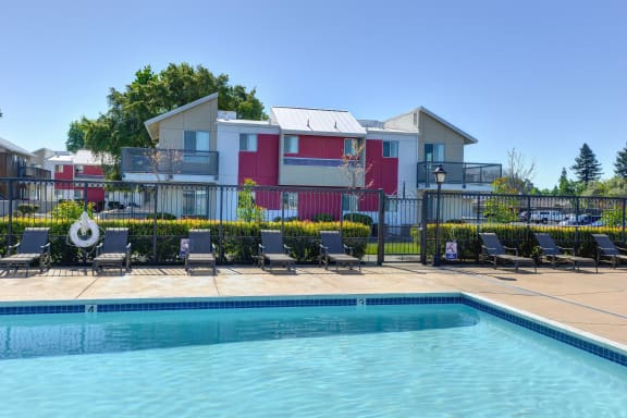 Petaluma Apartments | Addison Ranch Apartments | Amenities