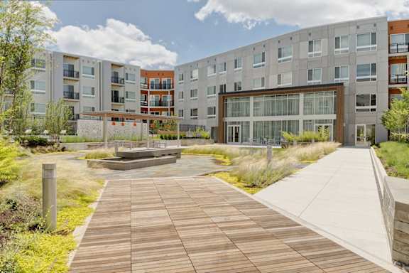 Fort Totten Luxury Apartments | Fort Totten Square